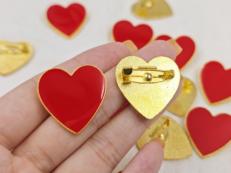 Red Heart Enamel Pin , Love Heart Pin , I LOVE YOU Pin , Love Enamel ...