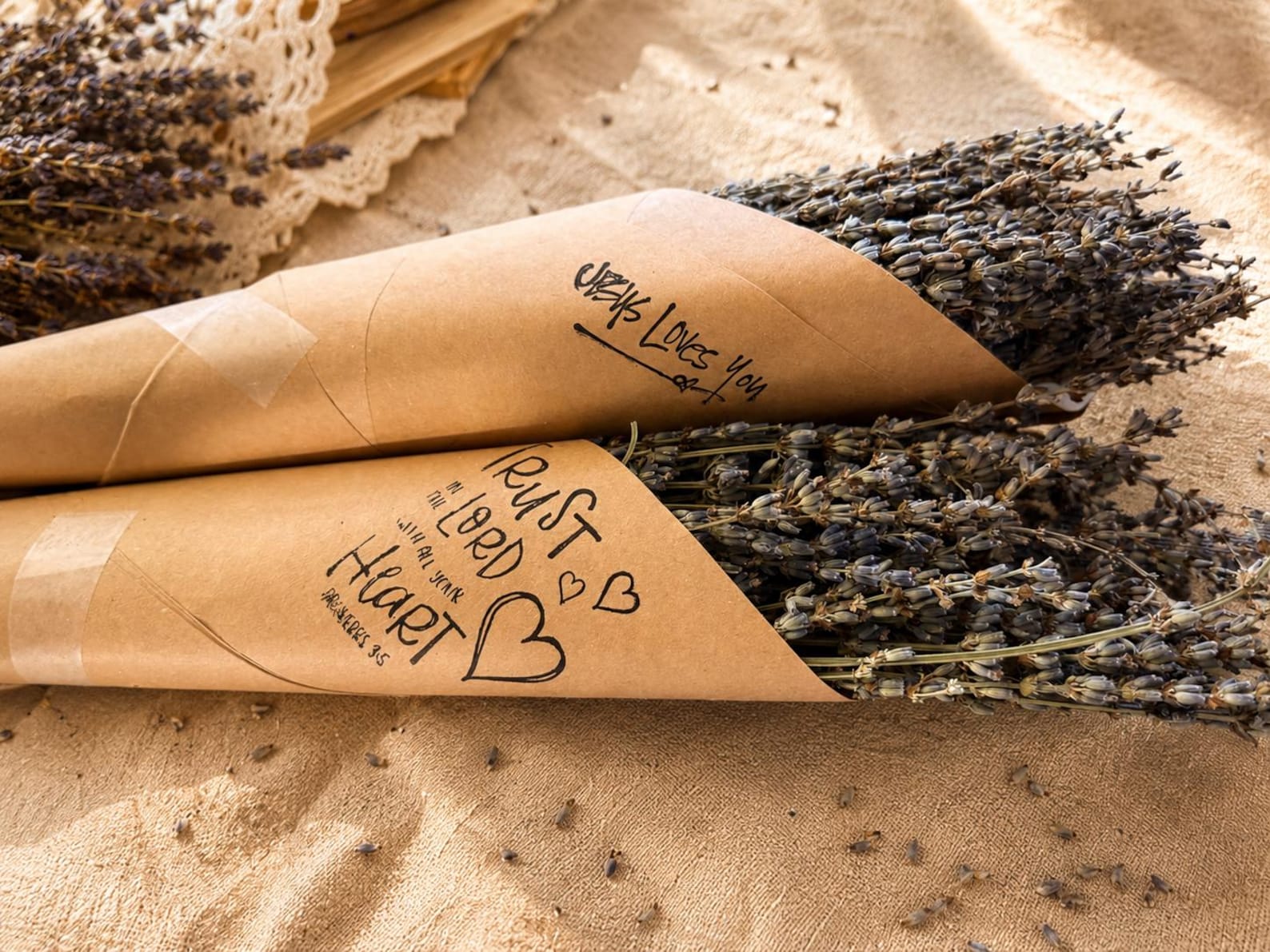 Dried Lavender Bunch | Farmhouse Bouquet, French Lavender, Cottagecore ...