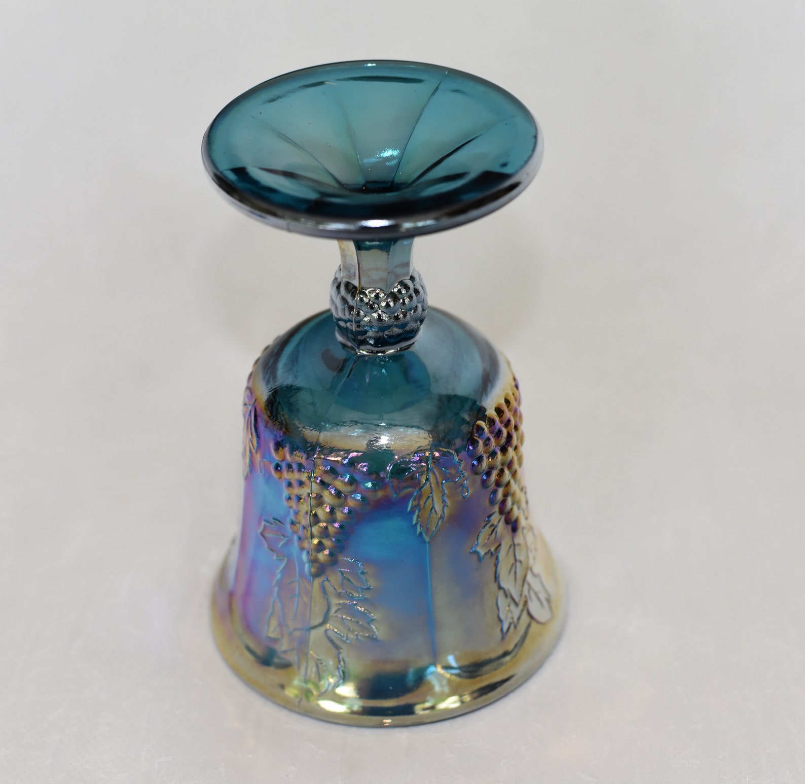 Eb3970 Carnival Glass Goblet Indiana Glass Grape Pattern | Etsy