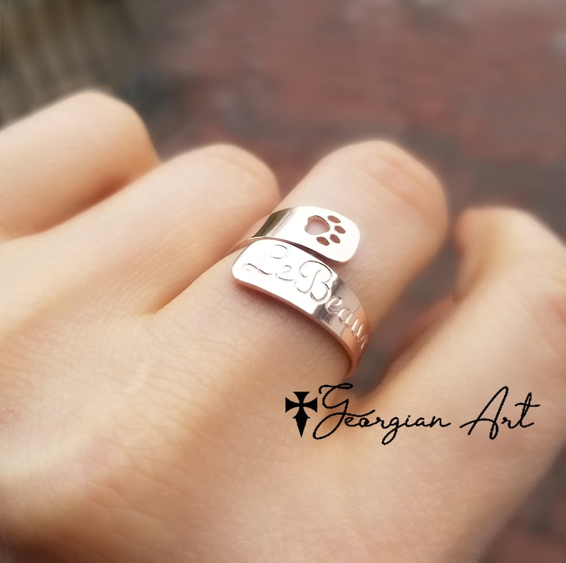 10K 14K or 18K Solid Gold Paw Print Ring With Engraved Animal - Etsy