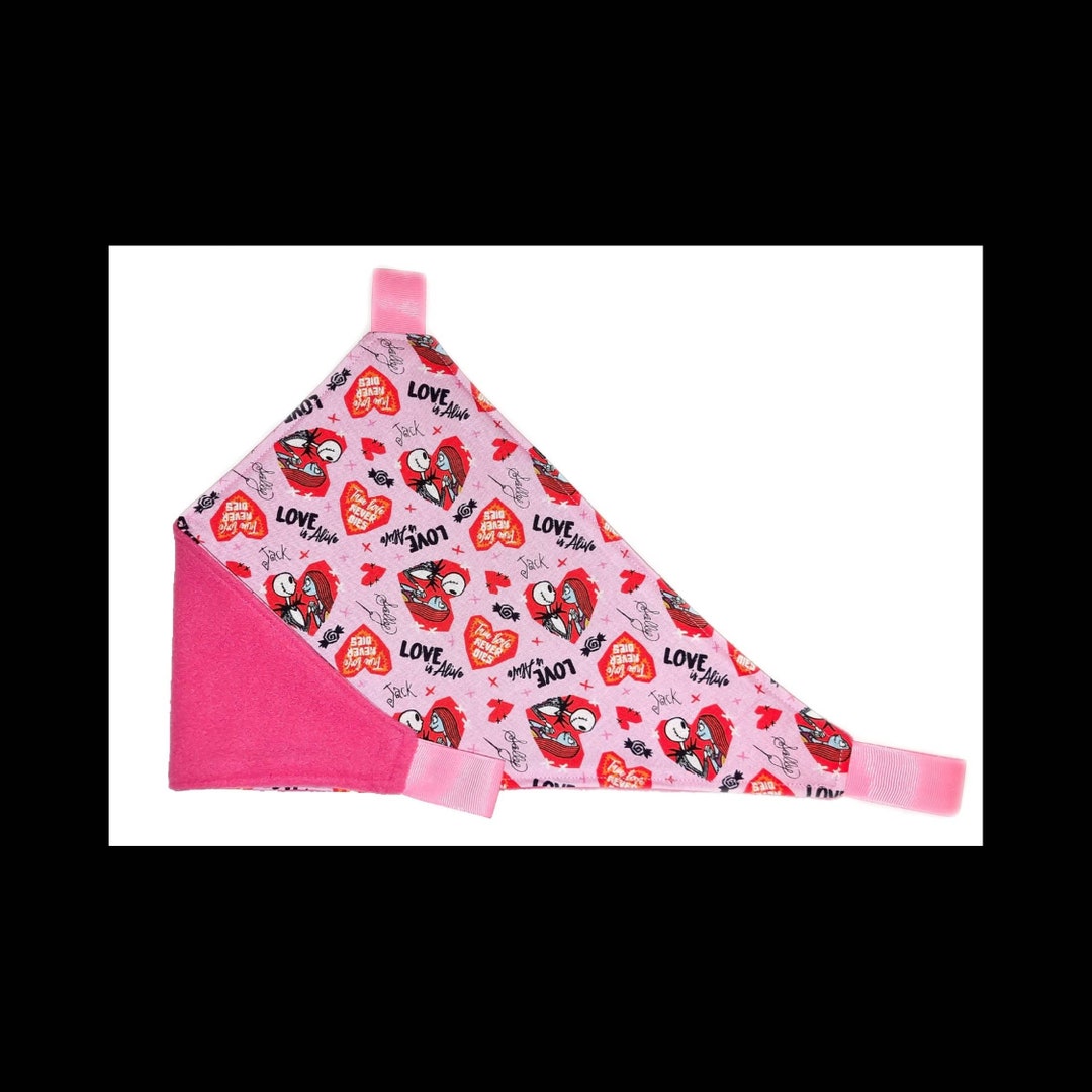 LOVE Like JACK and SALLY Corner Hammock / Triangle Hammock / in Magenta ...