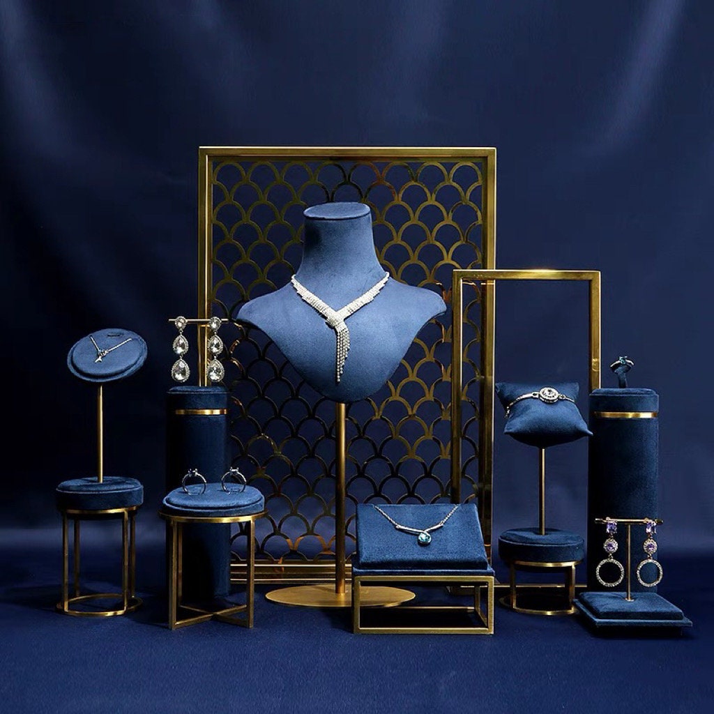 Necklace display case store