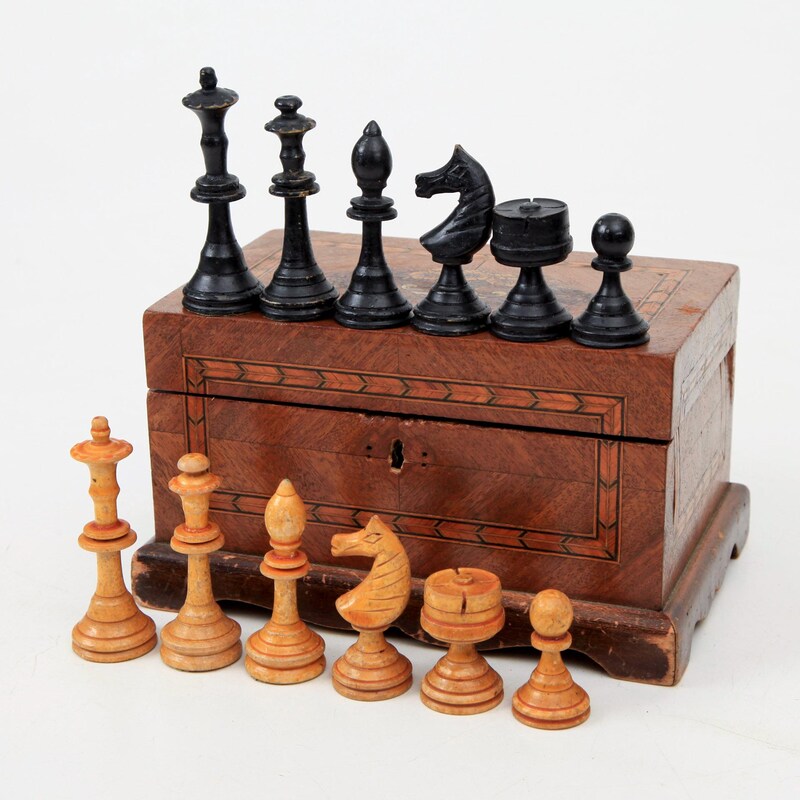 Antique Chess Set - Etsy
