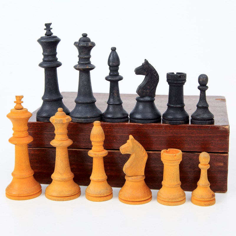 Antique Chess Set - Etsy