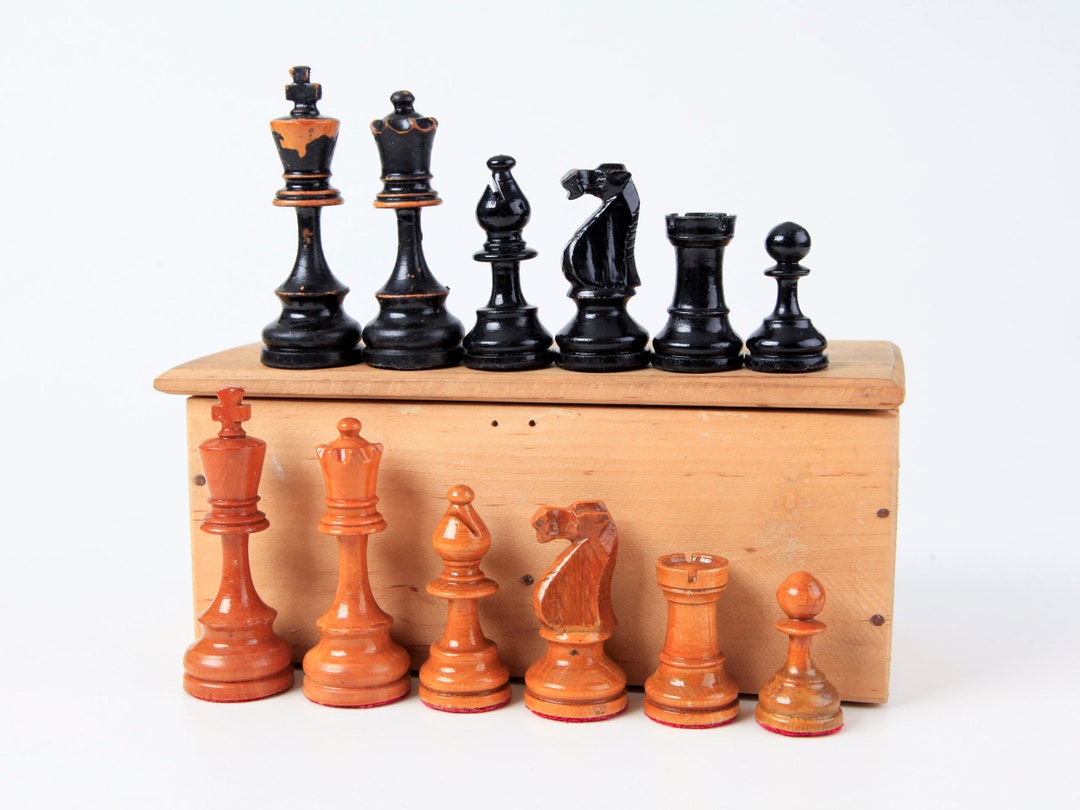 Vintage Weighted Staunton Chess Set KH 9cm., Wooden Chess Set in ...