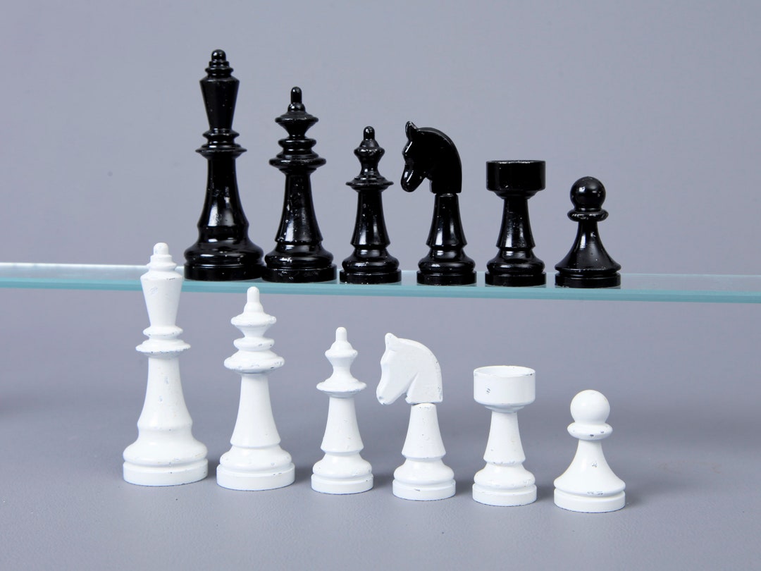 Vintage Metal Chess Set KH 8,2cm/3,25", Solid Metal Chessmen in ...