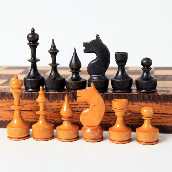 Vintage Chess - Etsy