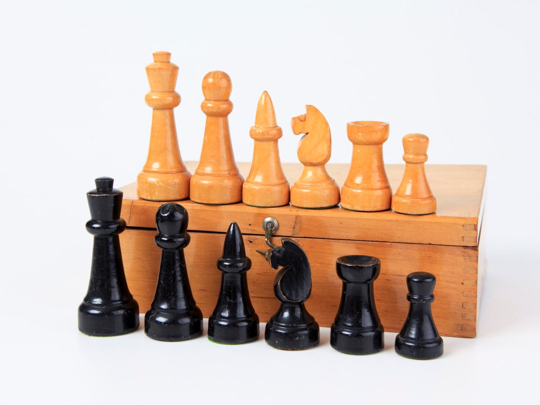 German bundesform Chess Set KH 85cm./335 In. - Etsy