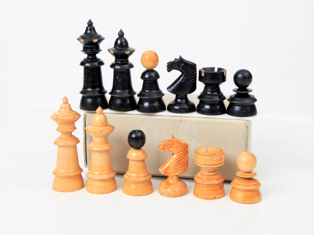 Rare Czech Coffee House Chess Set, KH 8,5 Cm/3,35"., 1950's Vintage ...