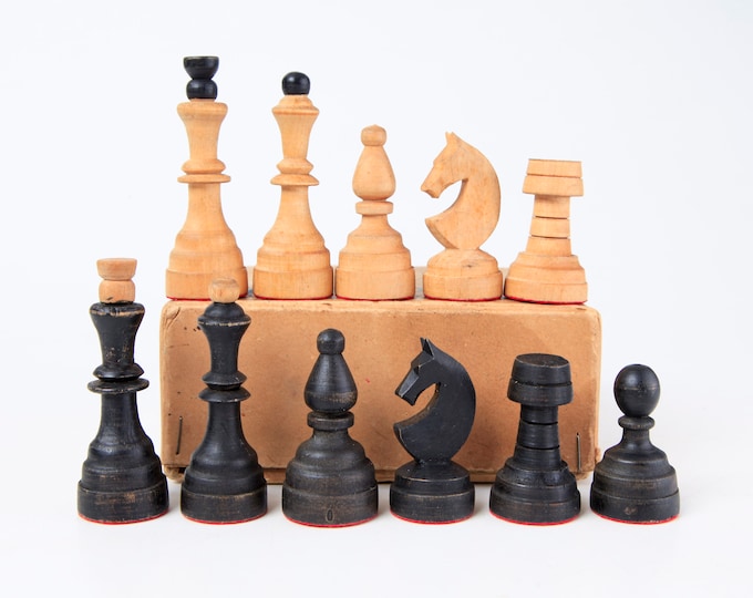 Vintage Handmade Chess Set KH 9 Cm/3,5", Handcrafted Wooden Chess Set ...