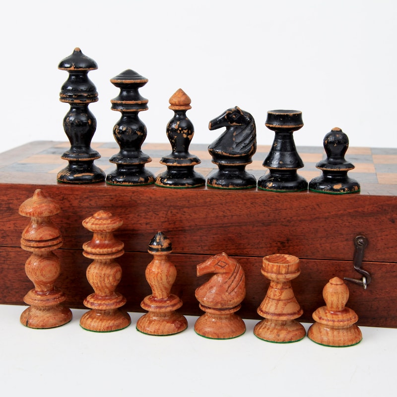 Antique Chess Set - Etsy