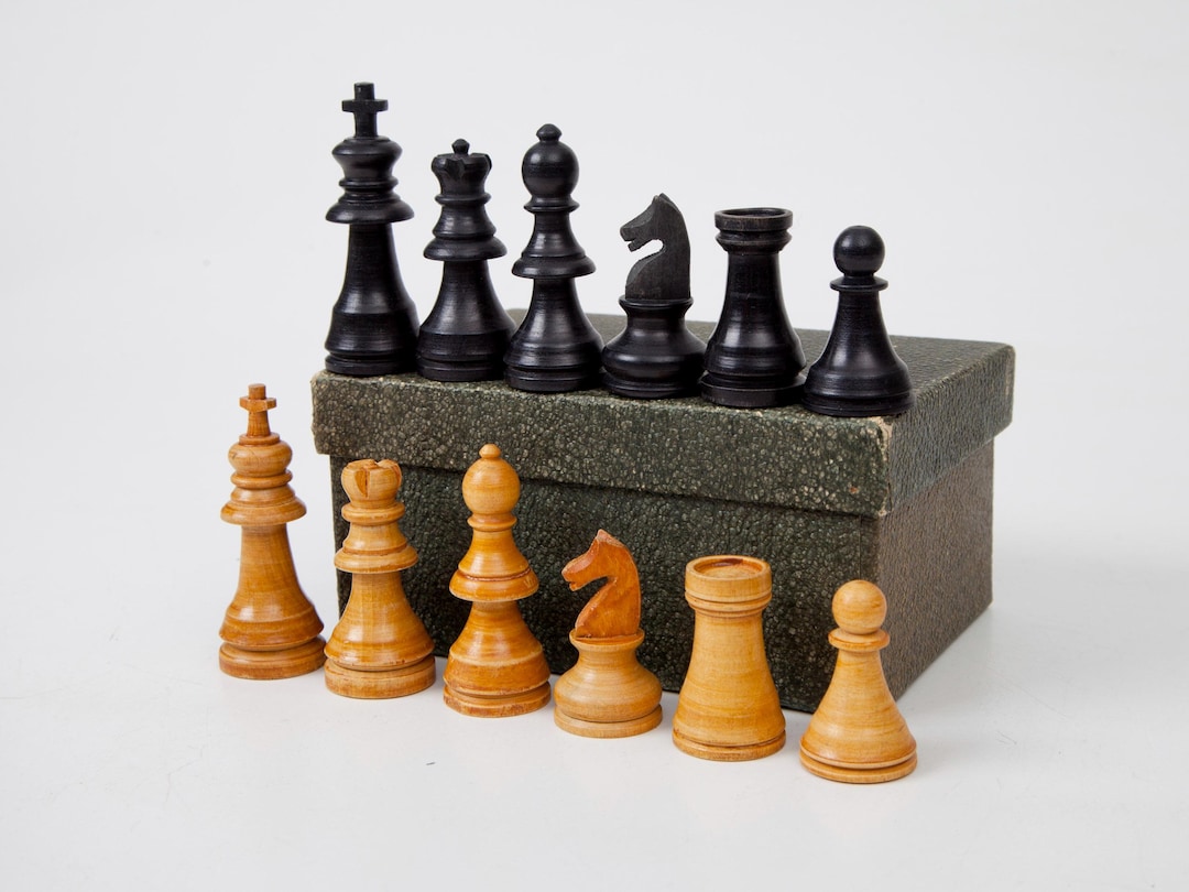 Antique or Vintage German Chess Set KH 7,5 Cm/ 3", Old Handmade Wooden ...