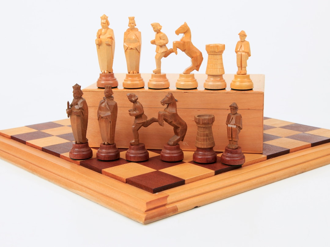 German Hand Carved running Bishop Chess Set With Handmade Chess Board ...