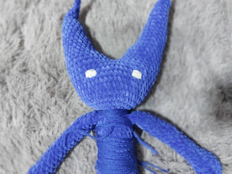 Two Yarny Dolls From Unravel 2 Red and Blue Yarny Yarny From | Etsy