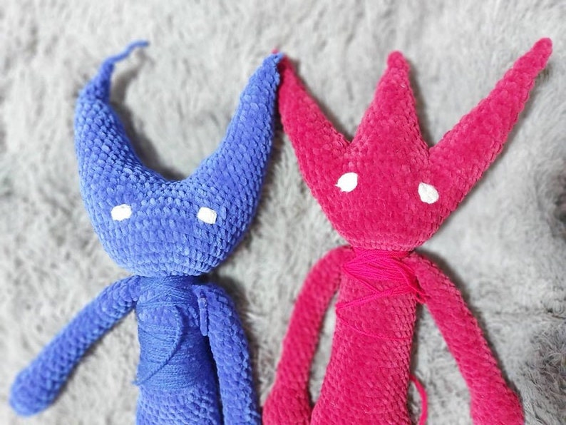 Two Yarny Dolls From Unravel 2 Red and Blue Yarny Yarny From | Etsy