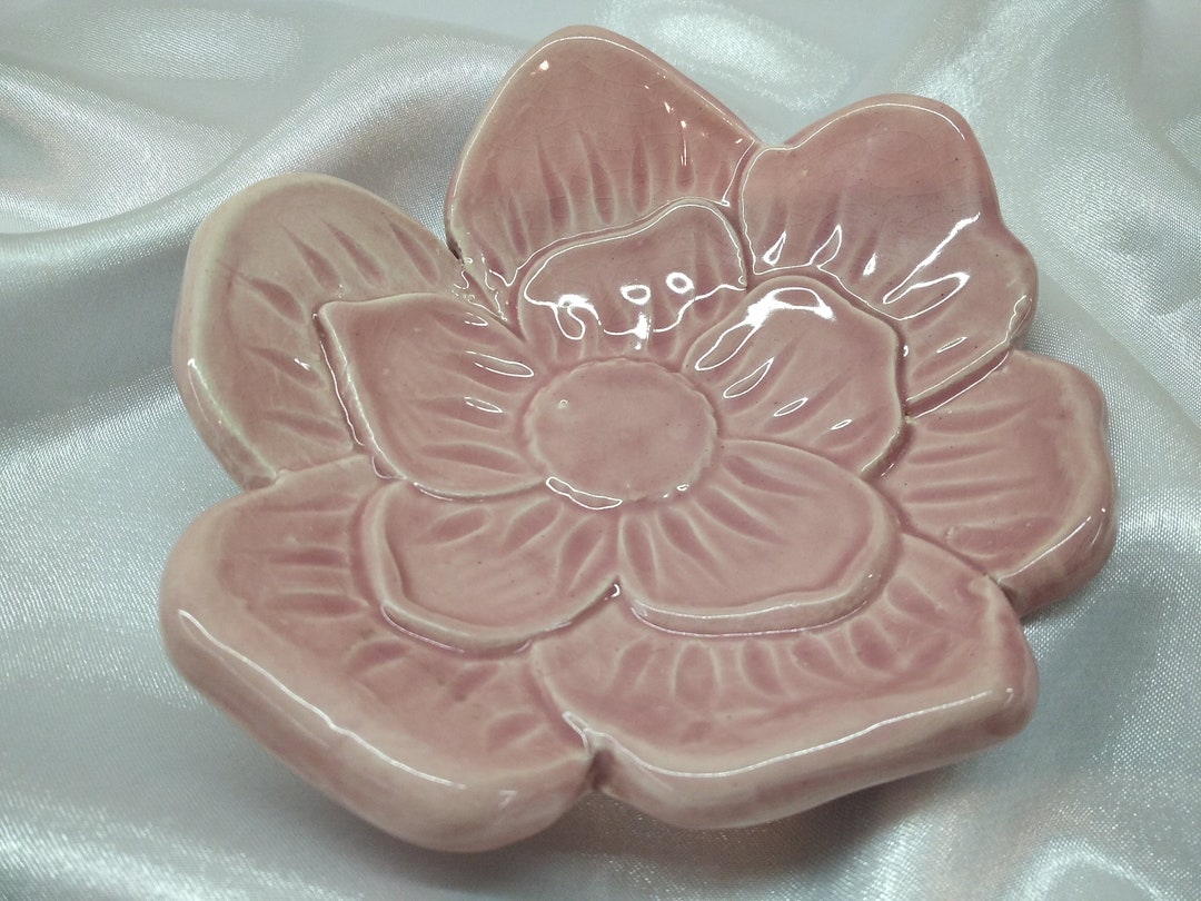 Ceramic Dish flower shaped, pink flower imprint, handmade pottery ...