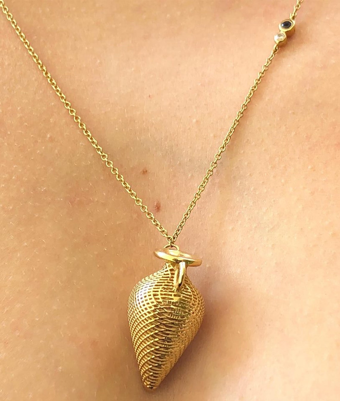 18K Handmade Solid Gold Pendant ''CYPRUS AMPHORA'' - Etsy