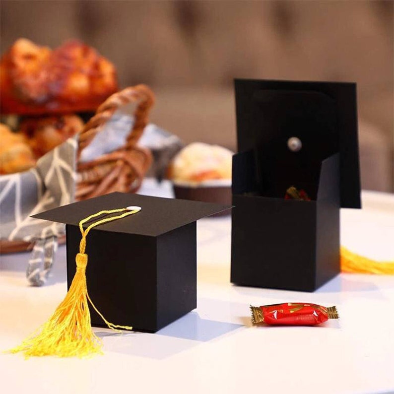 Graduation Candy Boxes/congratulations Gift Boxes/quarantine Party Gift ...