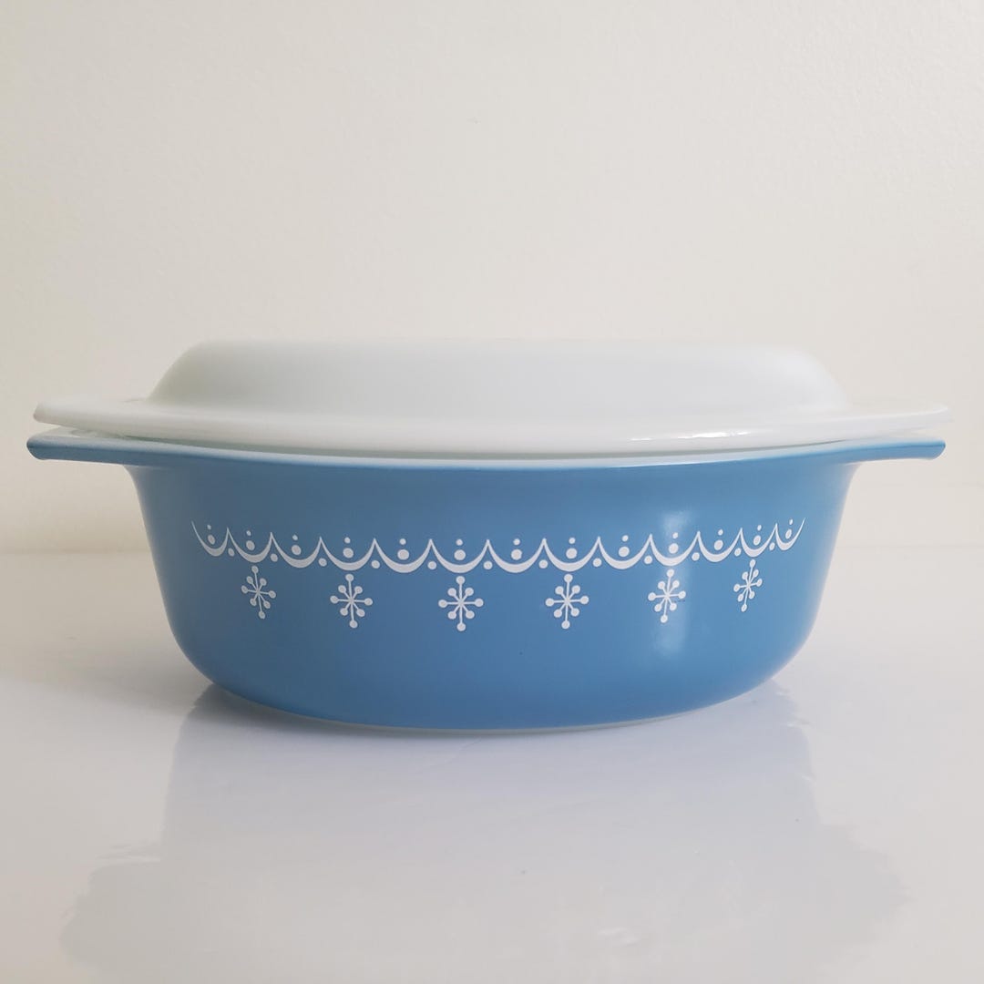 Vintage Pyrex Blue Snowflake Casserole Dish: 1.5 Quart Ovenware - Etsy
