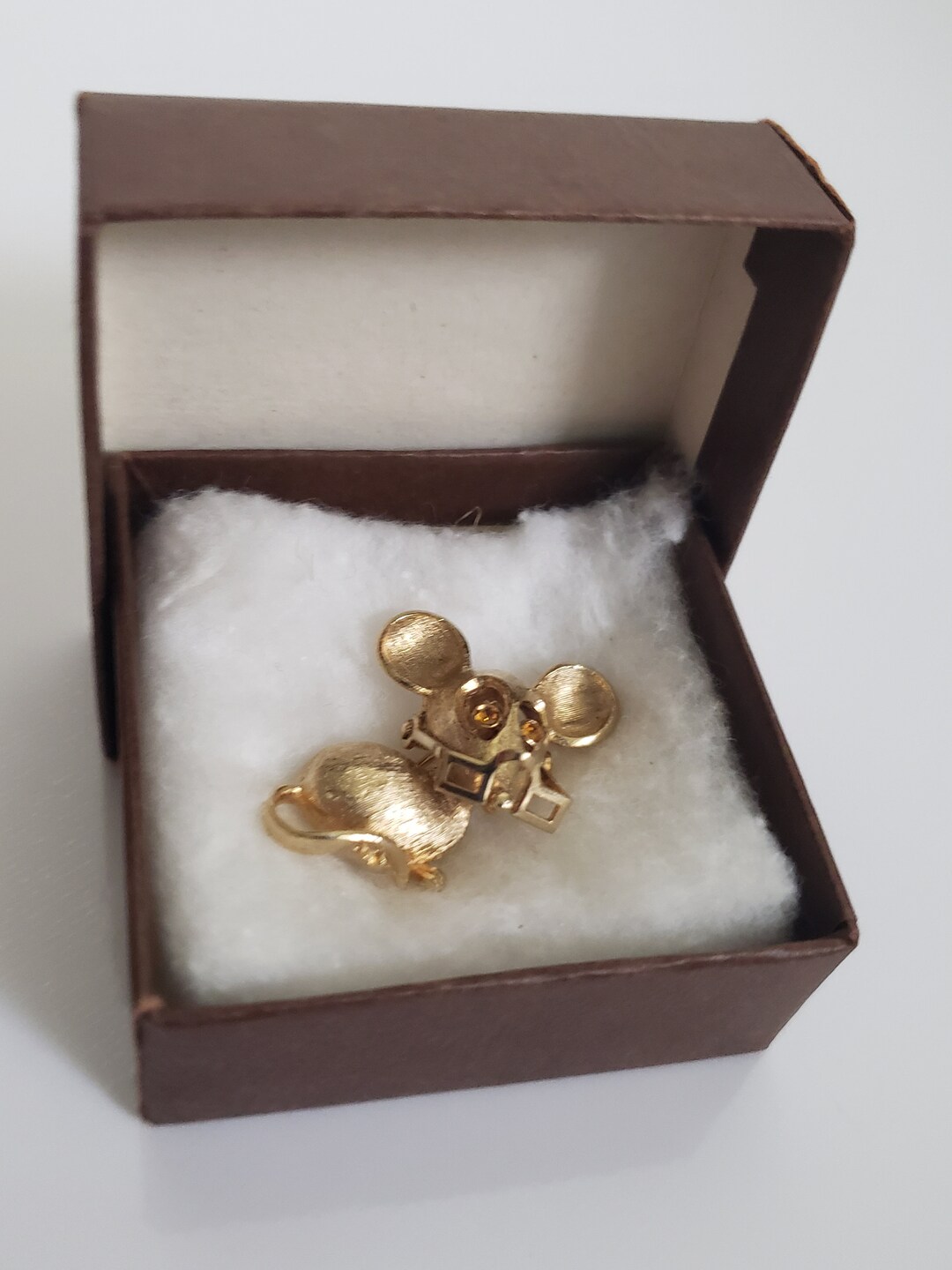 Tiny Vintage Avon Brooch or Lapel Pin, Gold Tone Mouse With Rhinestone ...