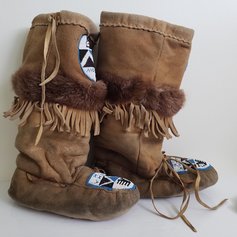 Vintage Elk Skin Moccasin Boots, Fur & Beaded Detail, Women's Size 9 - Etsy