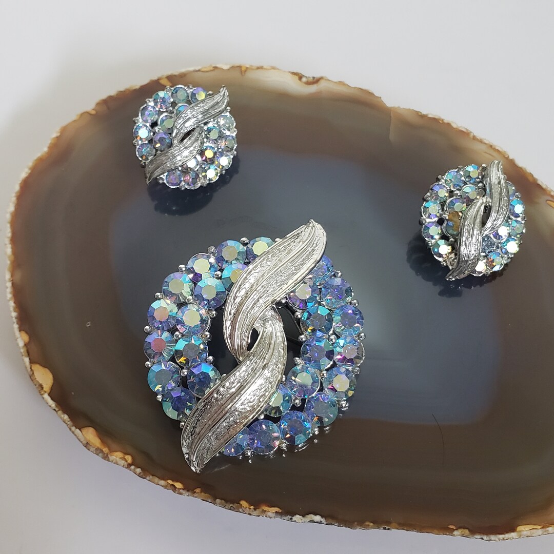 Mid Century Coro Brooch and Earrings Set: Aurora Borealis Crystal ...