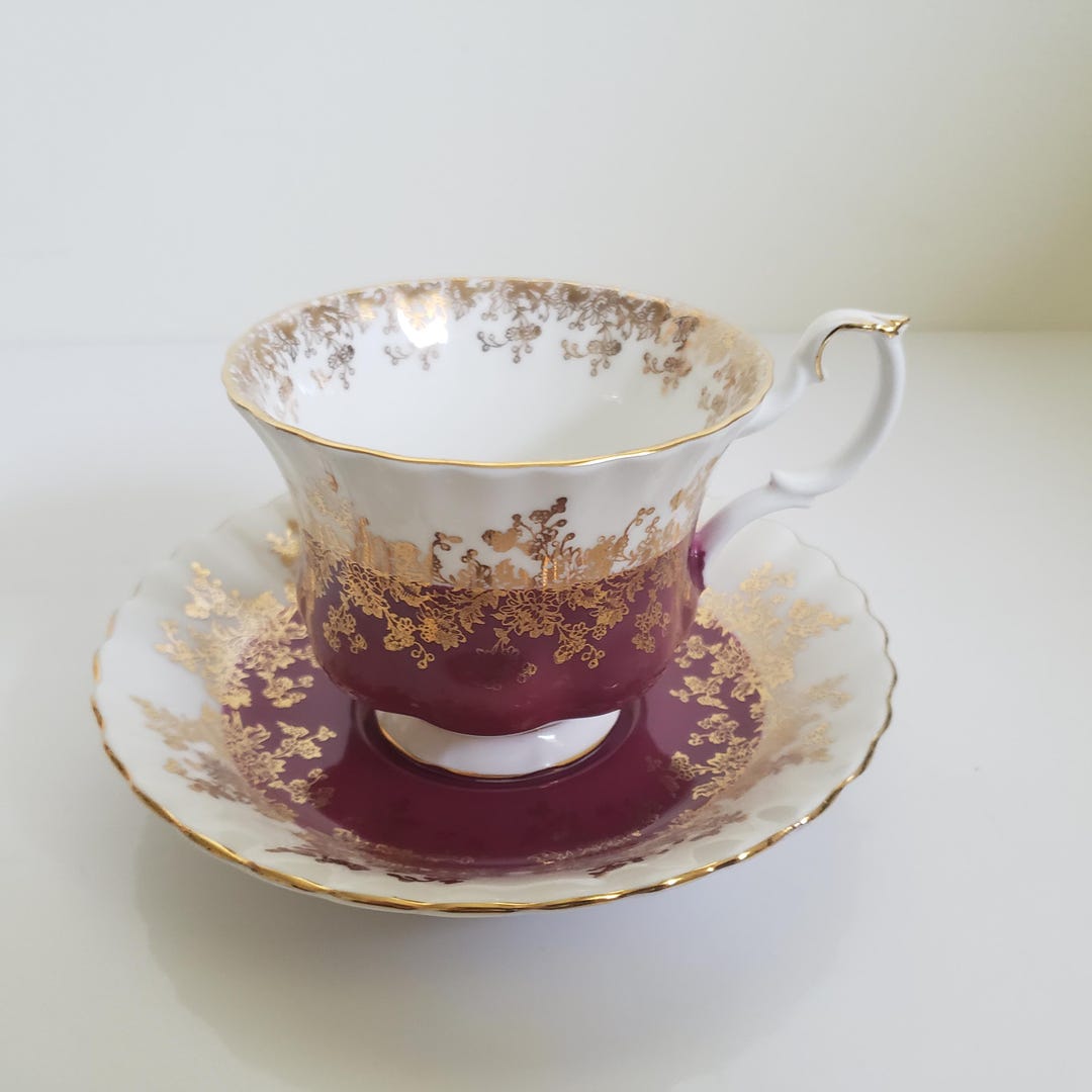 Royal Albert 4396 Unnamed Regal Series Tea Cup and Saucer Set in Plum ...