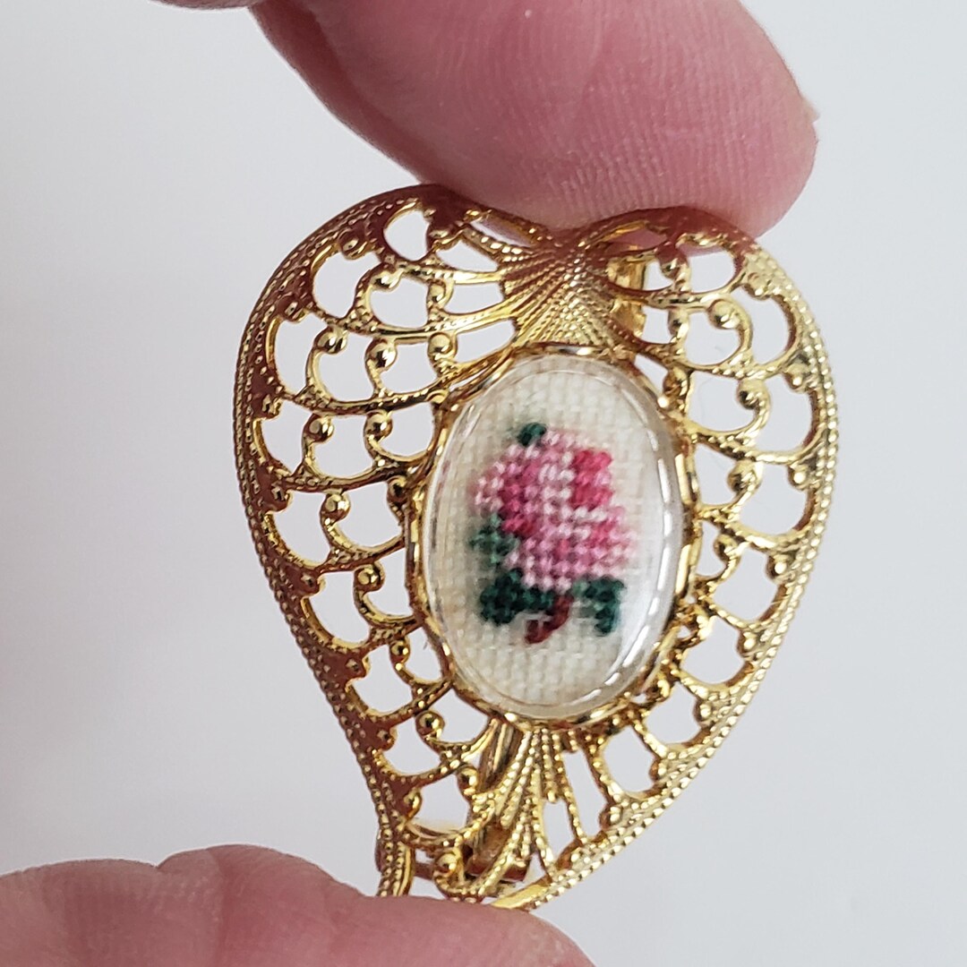 Vintage Petit Point Rose in Gold Tone Filigree Heart Shaped Setting - Etsy