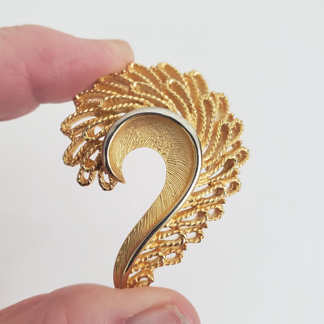 Vintage Feather, Shrimp or Question Mark Shaped Filigree Brooch, Shawl ...
