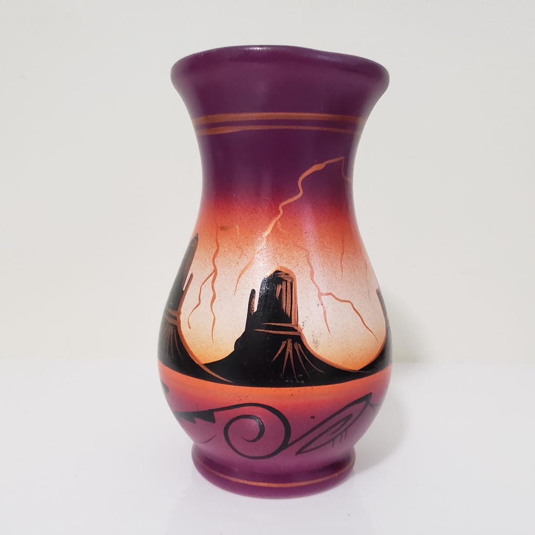 Vintage Navajo Art Pottery Jug, Southwestern Hand-painted Lightning ...