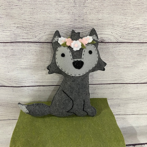 Felt Wolf - Etsy