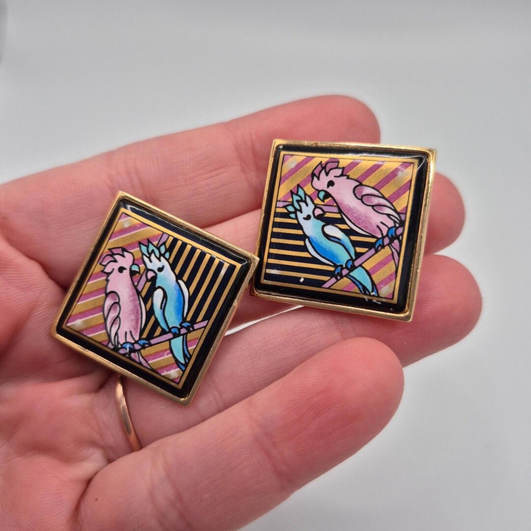 Vintage Michaela Frey Cockatoo Bird Clip on Earrings Metal Enamel Gold ...