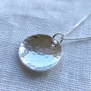 Hammered Silver Disc Pendant Necklace Curved Necklace Gift | Etsy