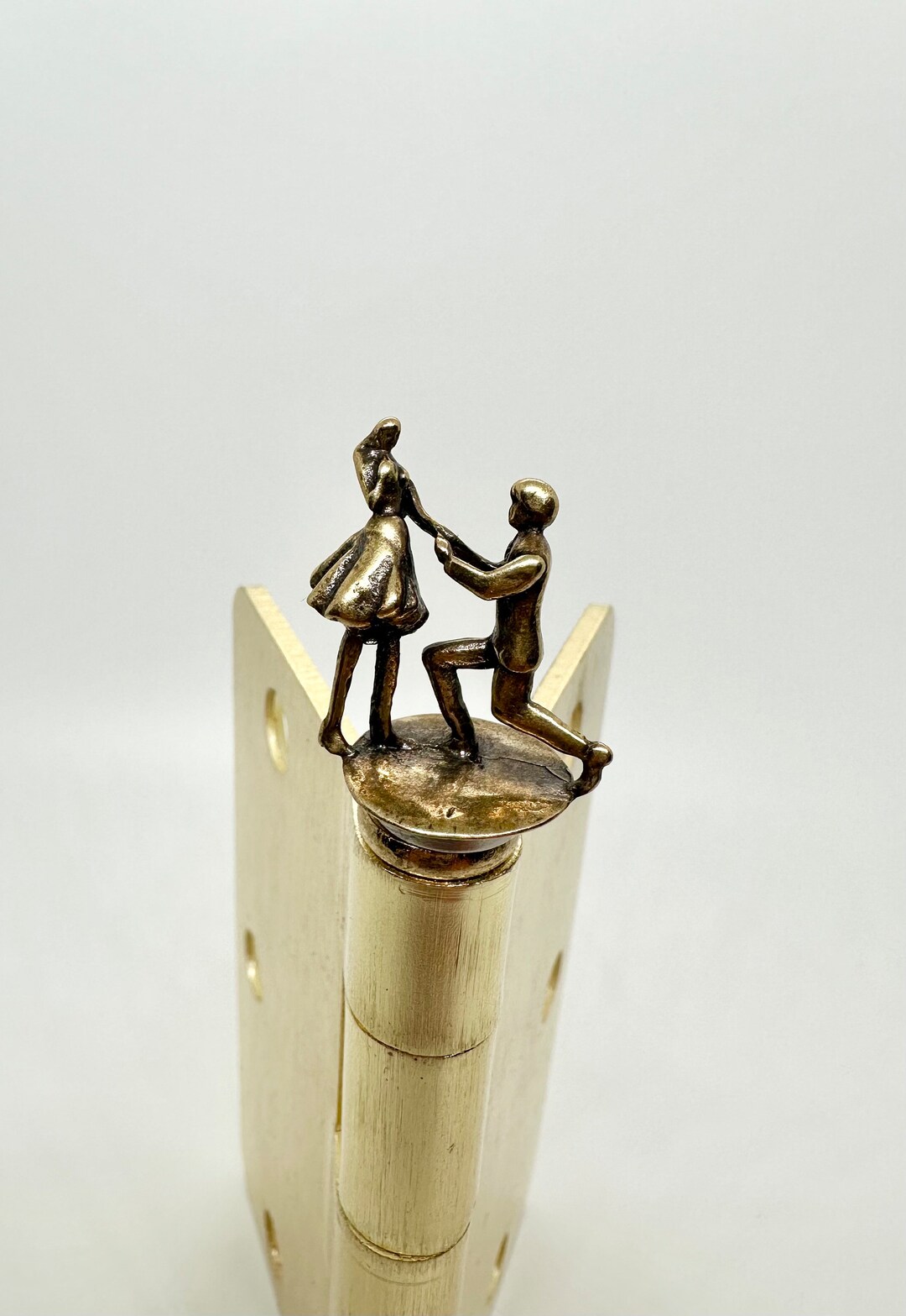 Proposal Hinge Topper: Brass Couple, Magnetic Home Decor - Etsy