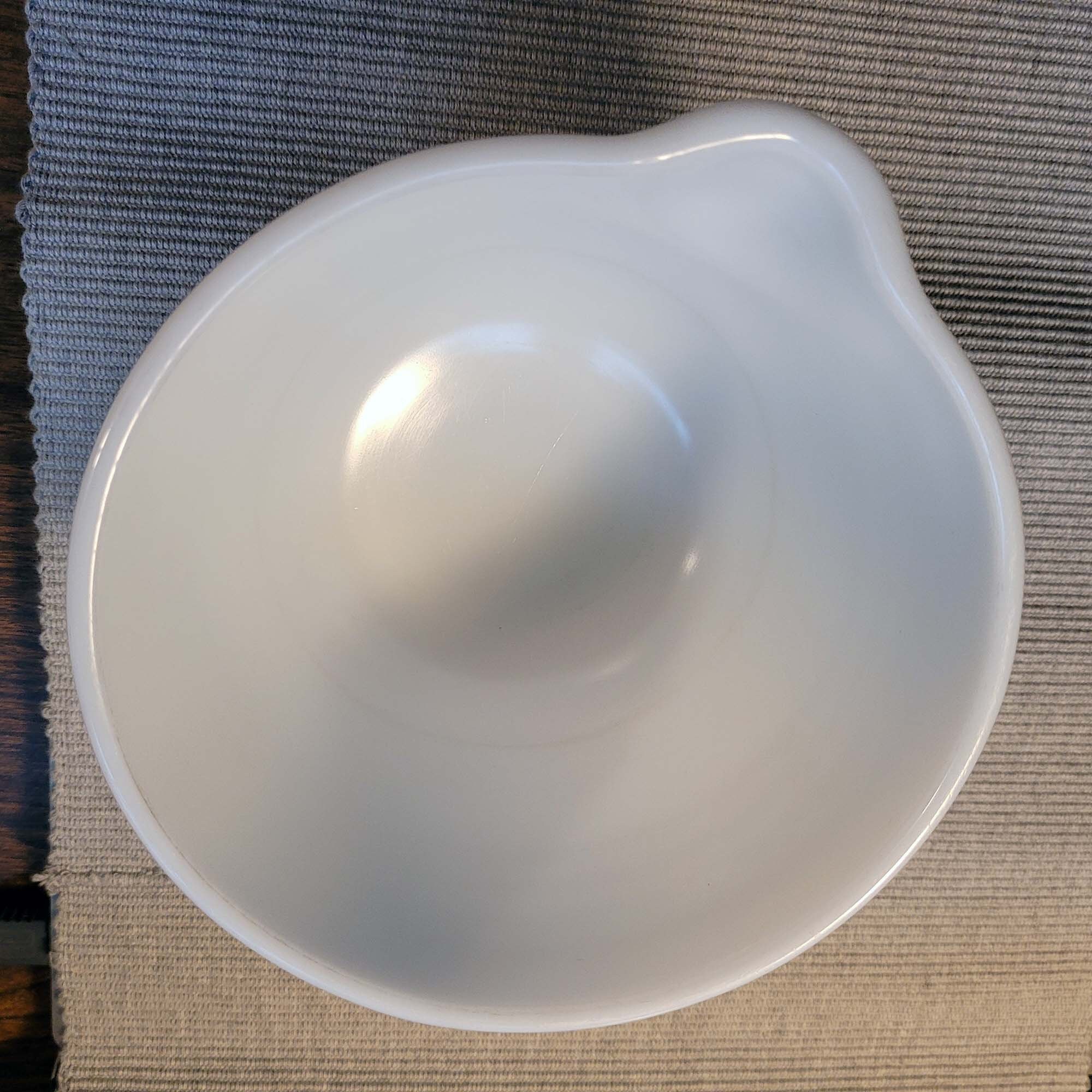 Pyrex White Ribbed Batter Mixing Bowl With Pour Spout Made for | Etsy