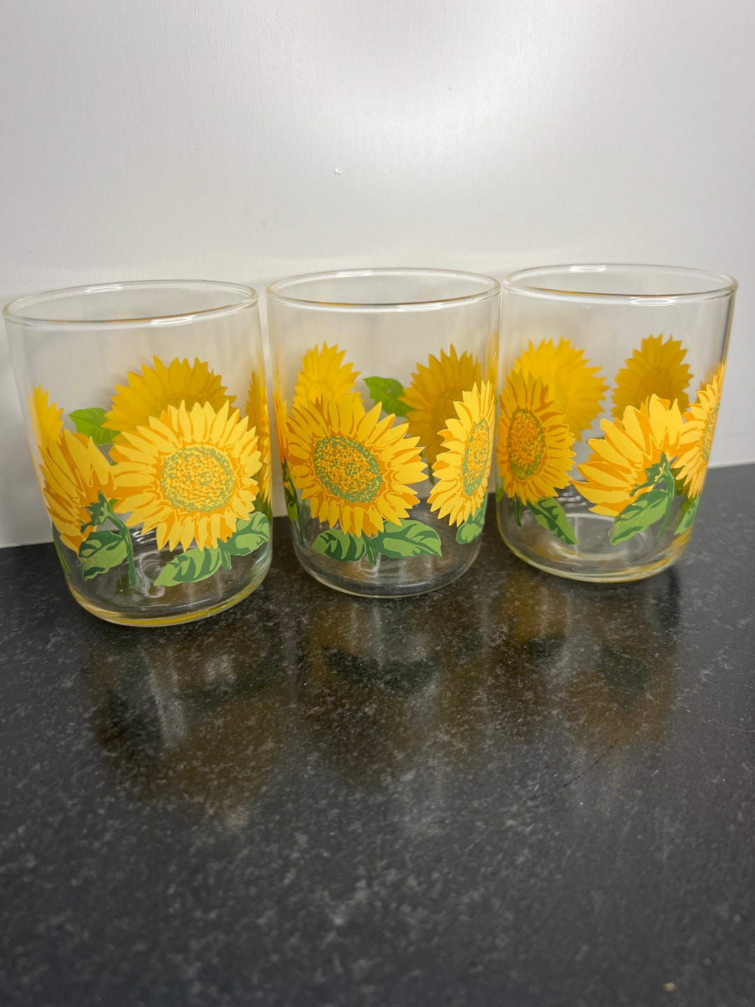 Vintage Sunflower Glasses - Set of 3 Vintage Sunflower Glasses - Set of ...