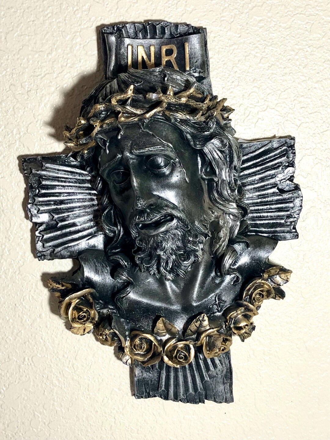 Beautiful Bust of Jesus Christ on Cross Wall Plaque - Etsy