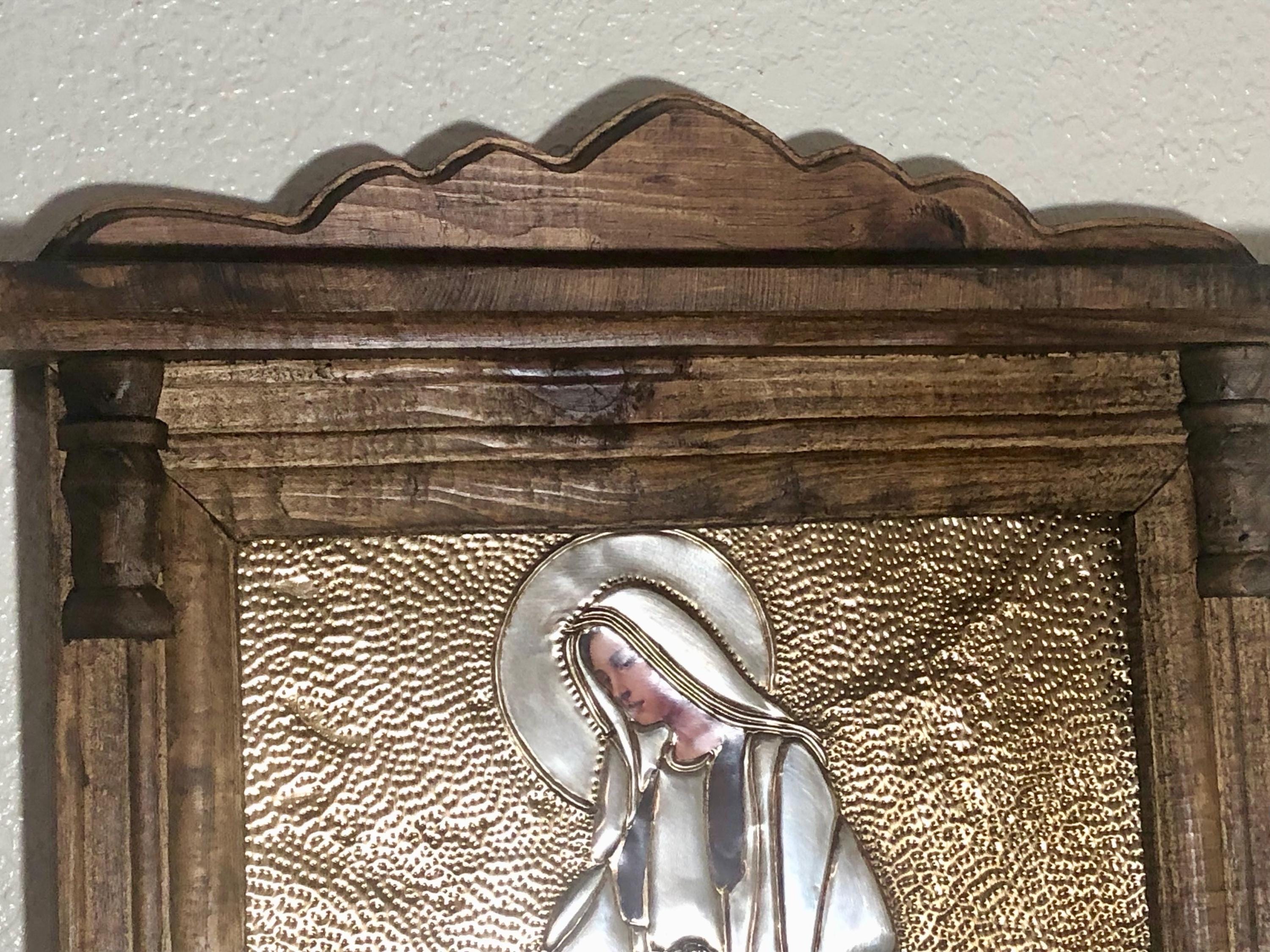 Rustic Wood Frame With the Virgin Mary of Miraculous Medals/ Virgen ...