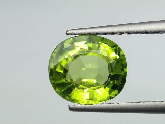 2.0 CaratNatural Peridot Gemstones for Jewelry Oval Shape | Etsy