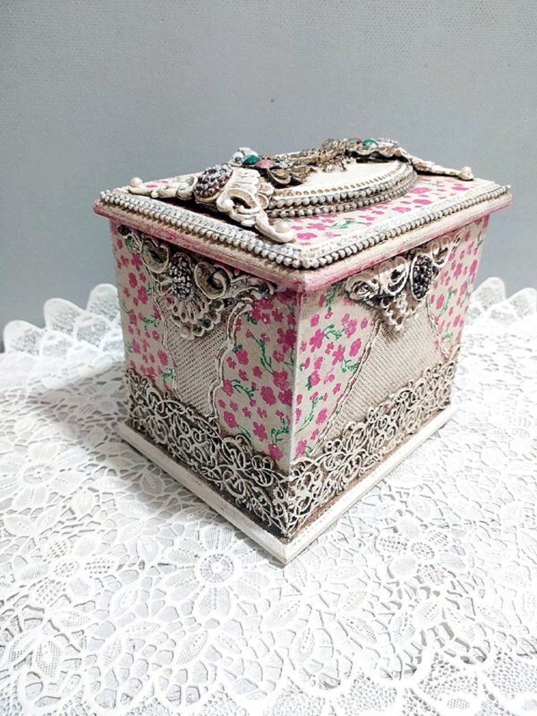 Beautiful Pink Jewelry Storage Box Art Nouveau Boudoir Box Decorated ...
