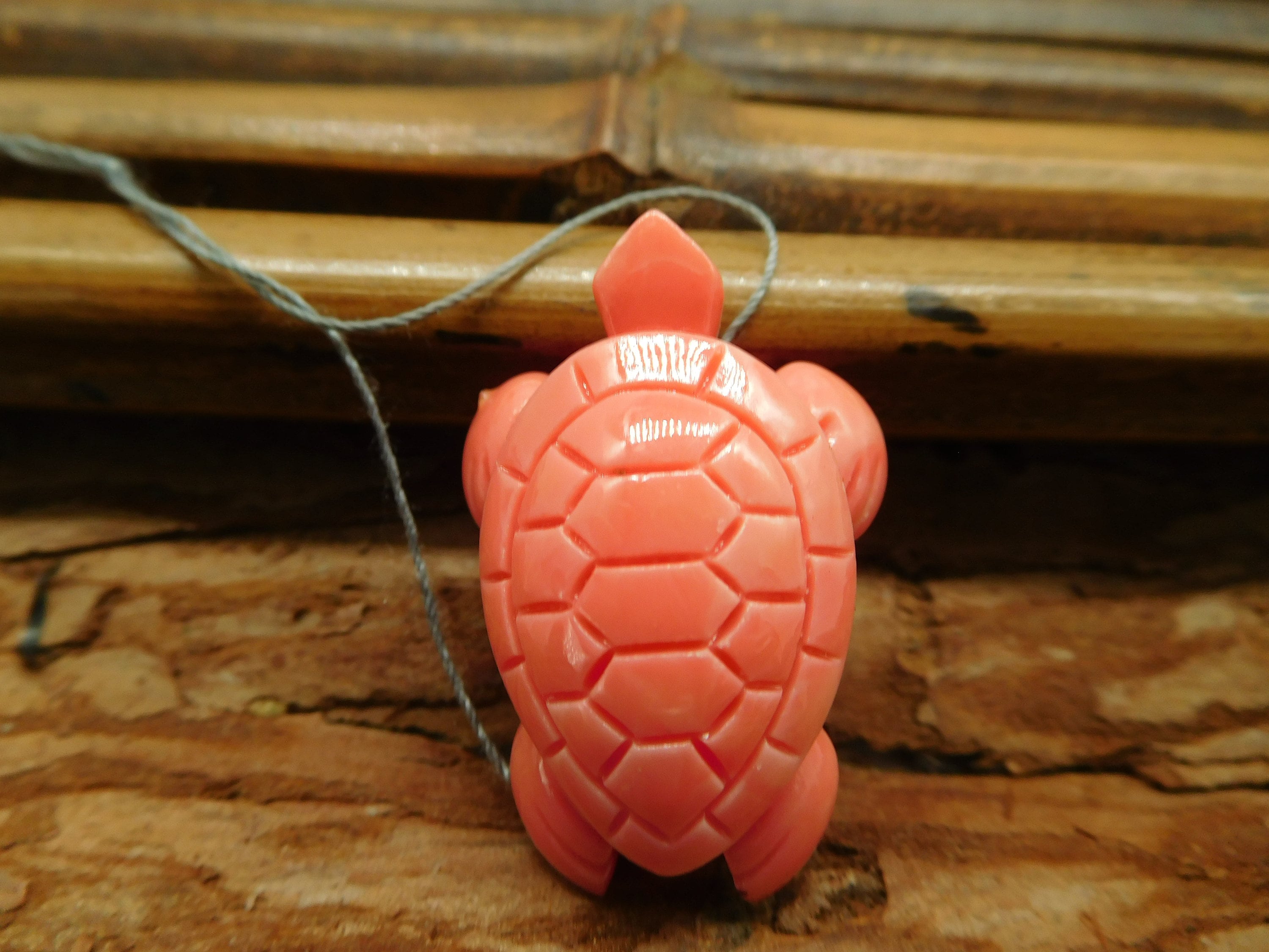 Turtle Carved Shell. Animal Jewelry. Natural Conch Shell Bead. - Etsy