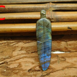 Carve Crystal Feather Pendant. Labradorite Carved Feather. Gemstone ...