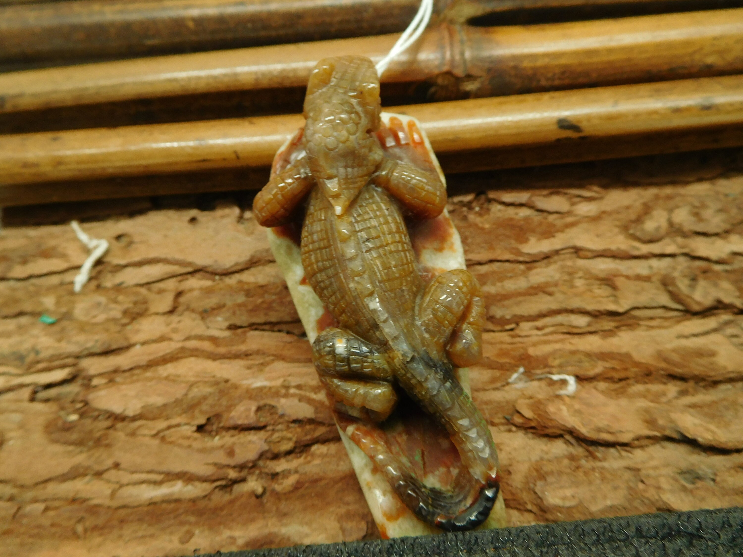 Carved Lizard. Lizard Pendant. Fancy Agate Carving. Gemstone - Etsy