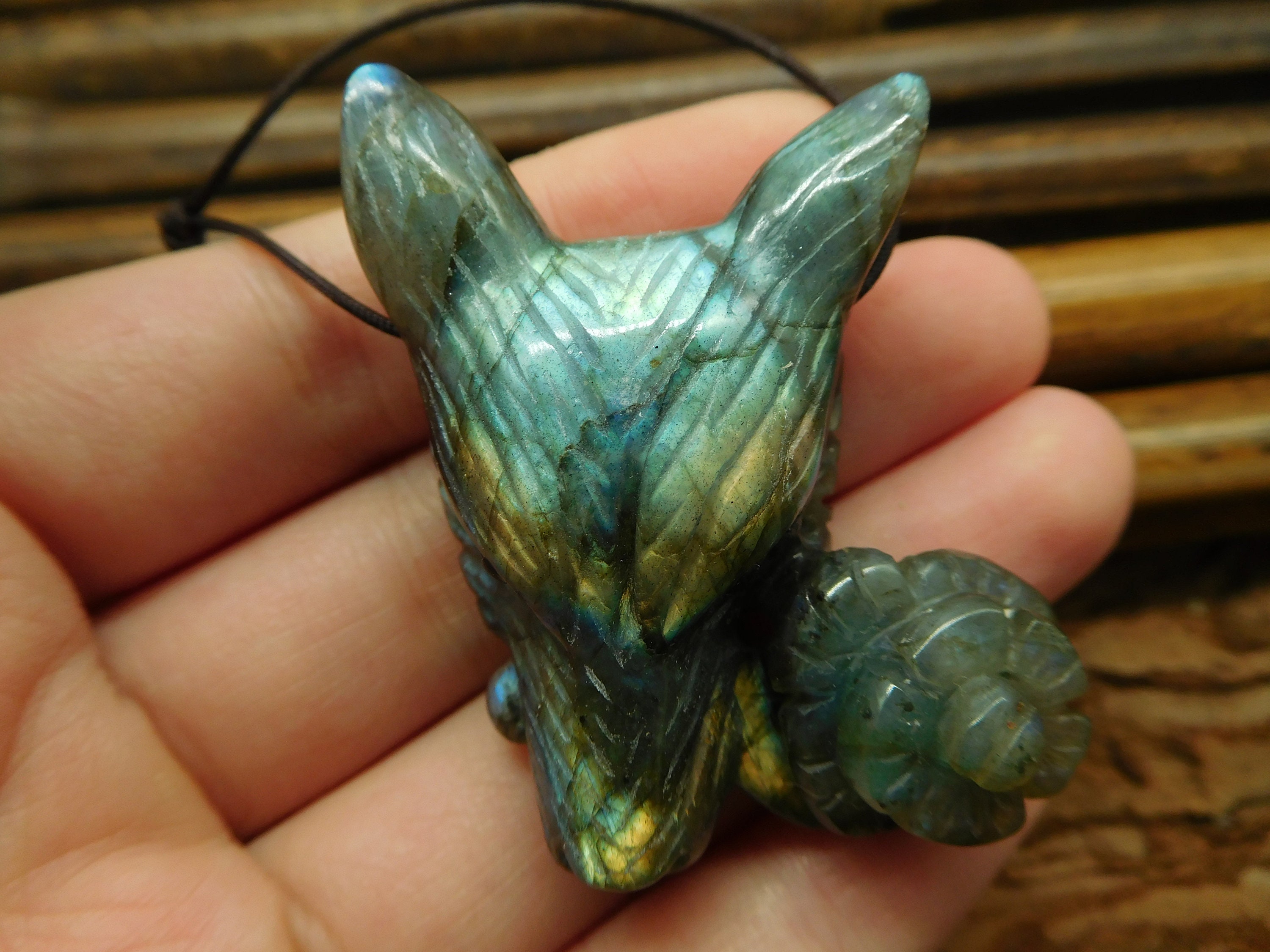 Handcarved Wolf Pendant. Labradorite Wolf Bead. Flashy | Etsy