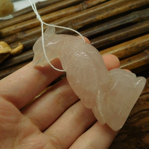 Rose Quartz Raven Carving Stone. Pink Bird Bead. Carving Pink Quartz ...