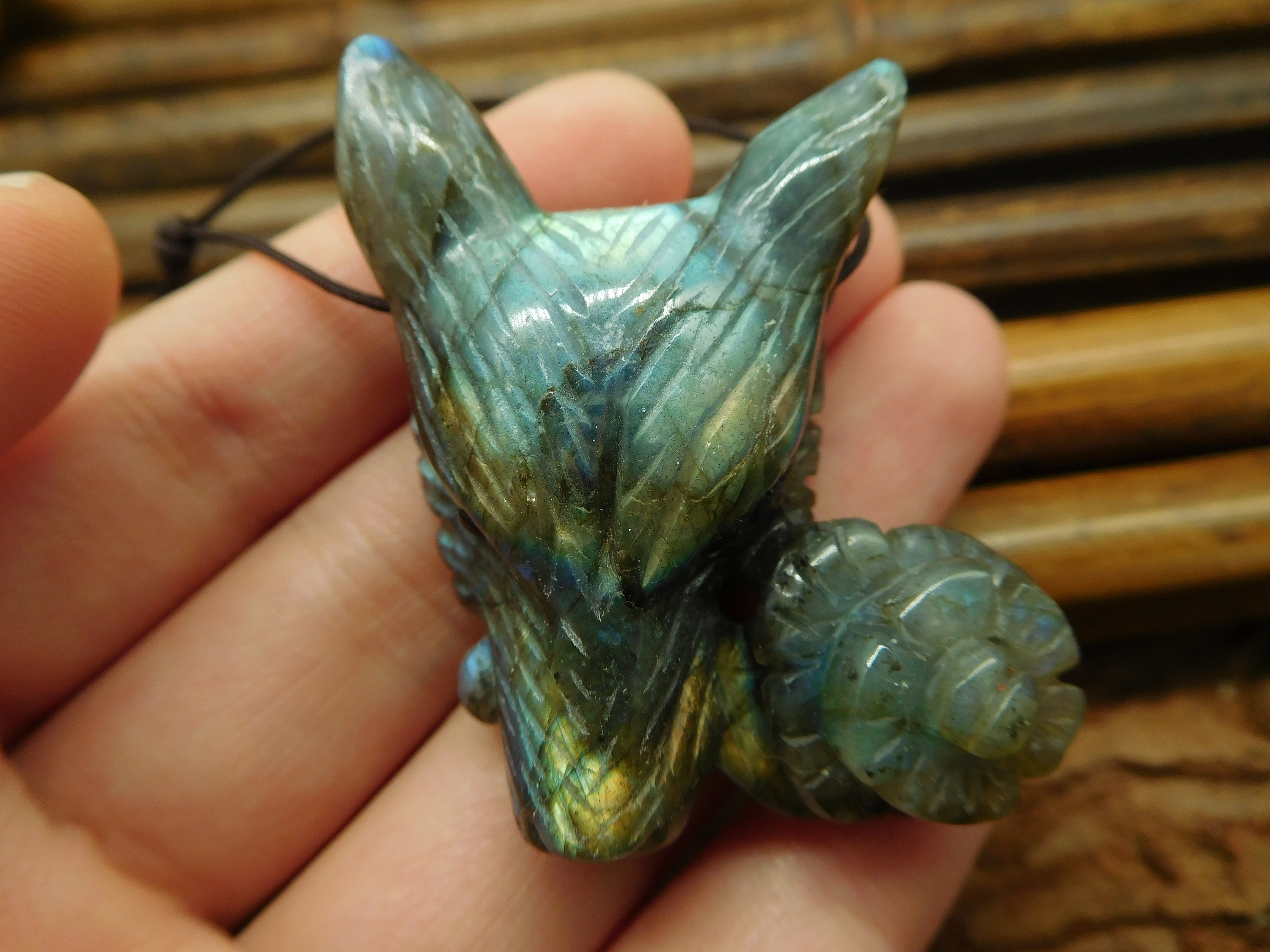 Handcarved Wolf Pendant. Labradorite Wolf Bead. Flashy | Etsy