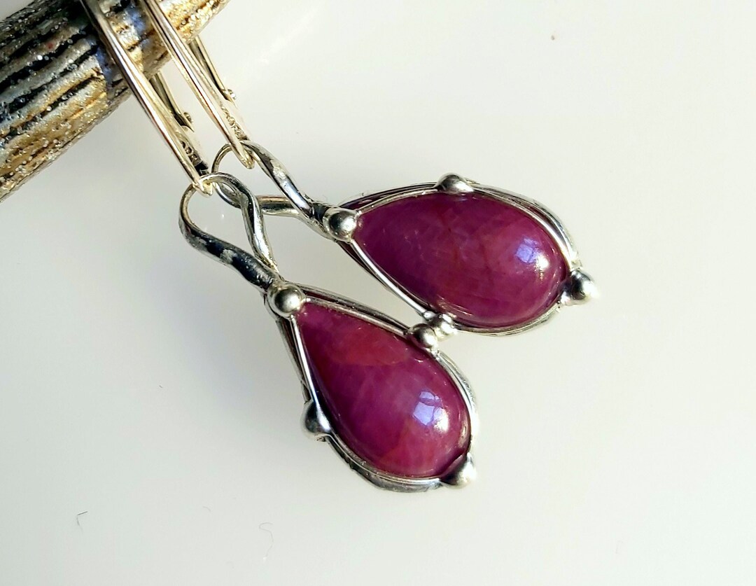 Noble Ruby Earrings - Teardrop Shape - Cabochon - UNIKAT! - Etsy