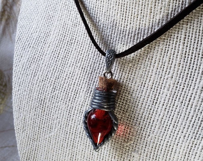 Warden's Oath Pendant - Etsy