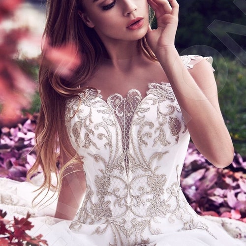 LACE BRIDAL ROBE for Wedding Day Boudoir Photo Shoot Lace | Etsy