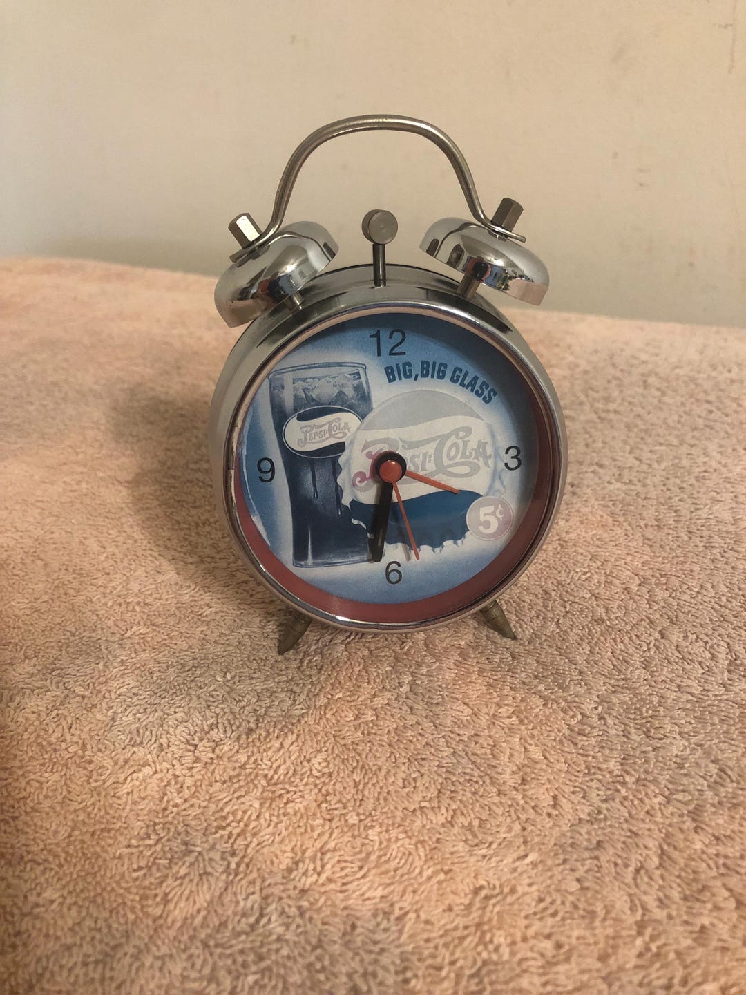 Vintage Pepsi Big Big Glass Alarm Clock Battery Operated Keeps Great ...